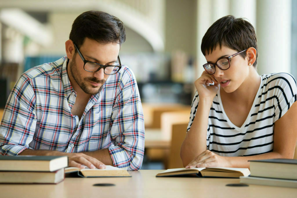 Tips for Parents of Aspiring College Students – Diaal News